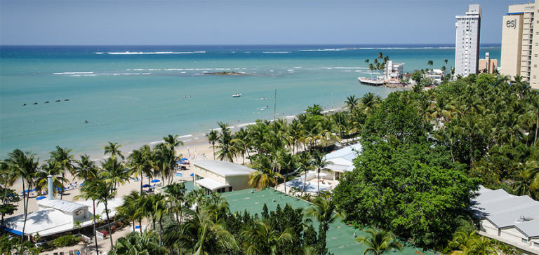 Alambique Beach, Carolina , Puerto Rico | BoricuaOnline.com