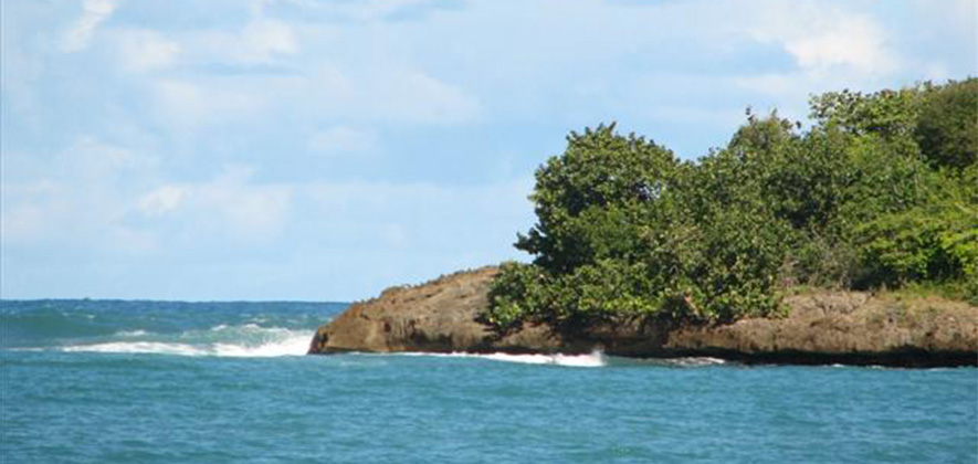 Vacía Talega Beach - Loíza, Puerto Rico | BoricuaOnline.com