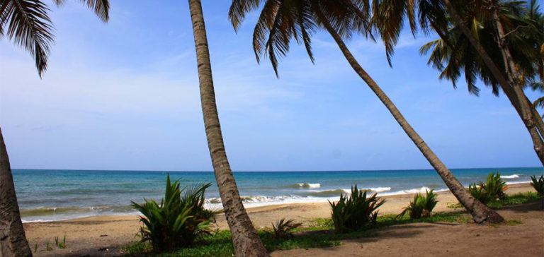 Los Bohíos Beach, Maunabo, Puerto Rico | BoricuaOnline.com